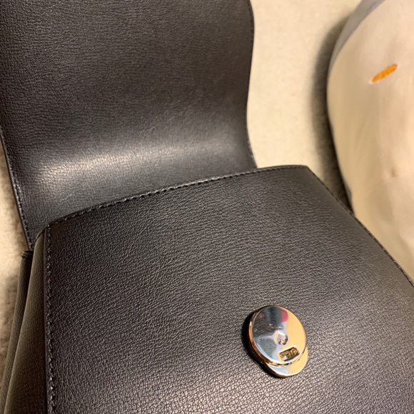 kate spade | Bags | Nwt Kate Spade Adel Medium Flap Backpack In Black ...